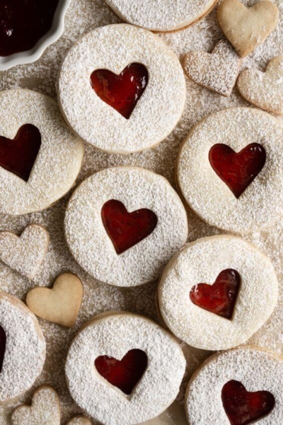 THE TOP 10 VALENTINE'S DAY HASHTAGS ON INSTAGRAM IN 2026 - eDigital Agency